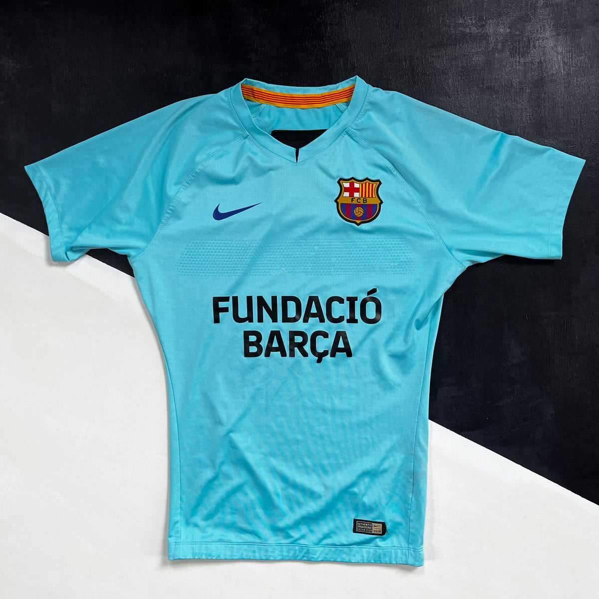 Barcelona FC Rugby Team Jersey 2018 Away Match Worn Medium – Underdog ...
